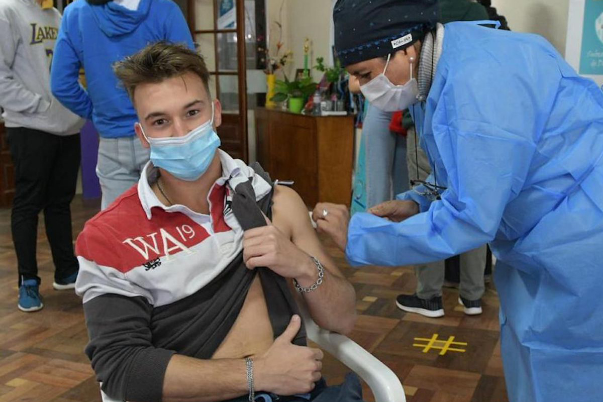 Reportan 35 muertos y 1.590 nuevos contagios en la Argentina Reportan 35 muertos y 1.590 nuevos contagios en la Argentina