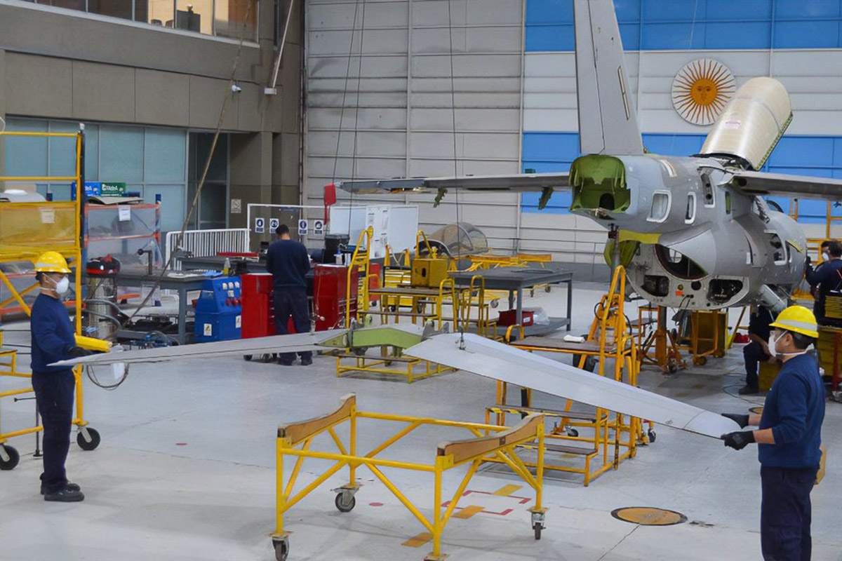 El IA–100B Malvina: cómo se construye el avión Made in Argentina
