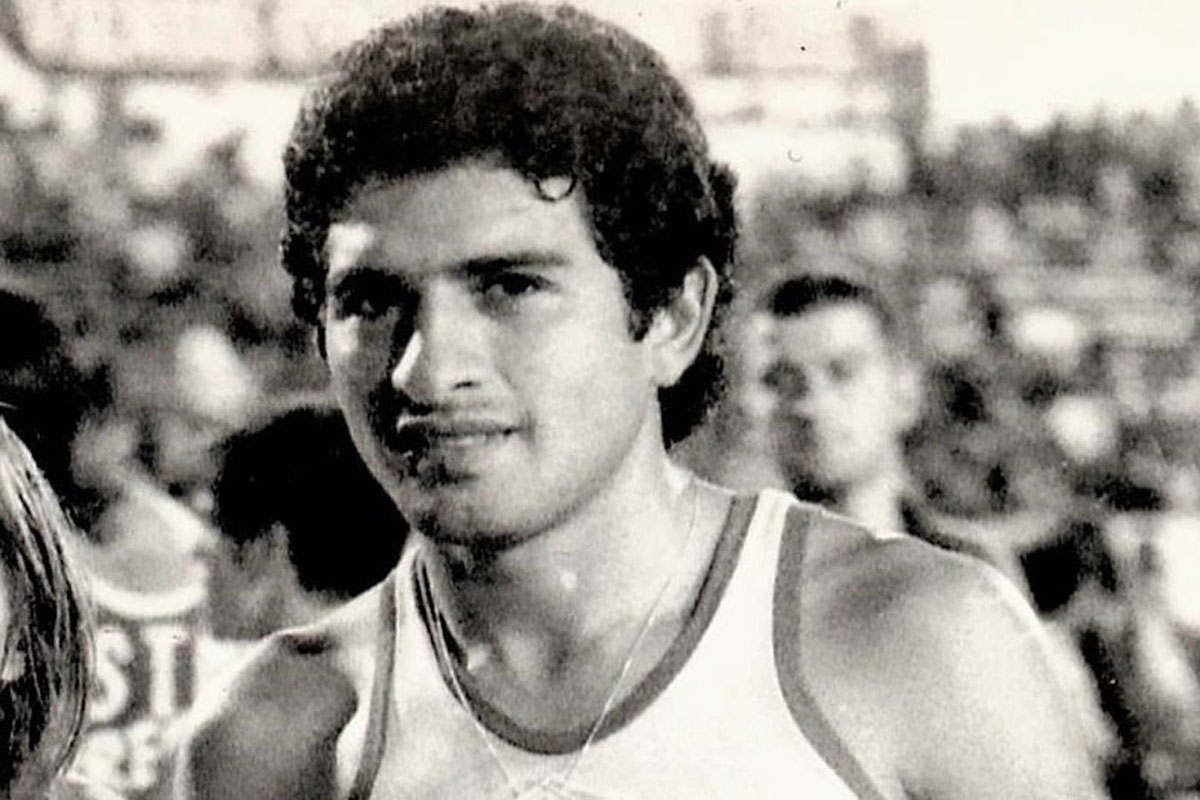 Miguel Sánchez y la historia de cómo la memoria corre para vencer al olvido