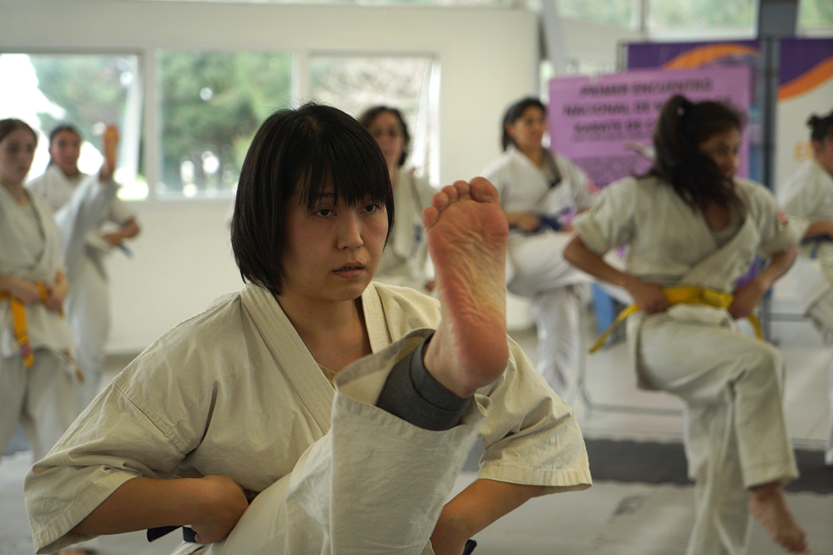 Un paso hacia el crecimiento de la participación de mujeres en el ...