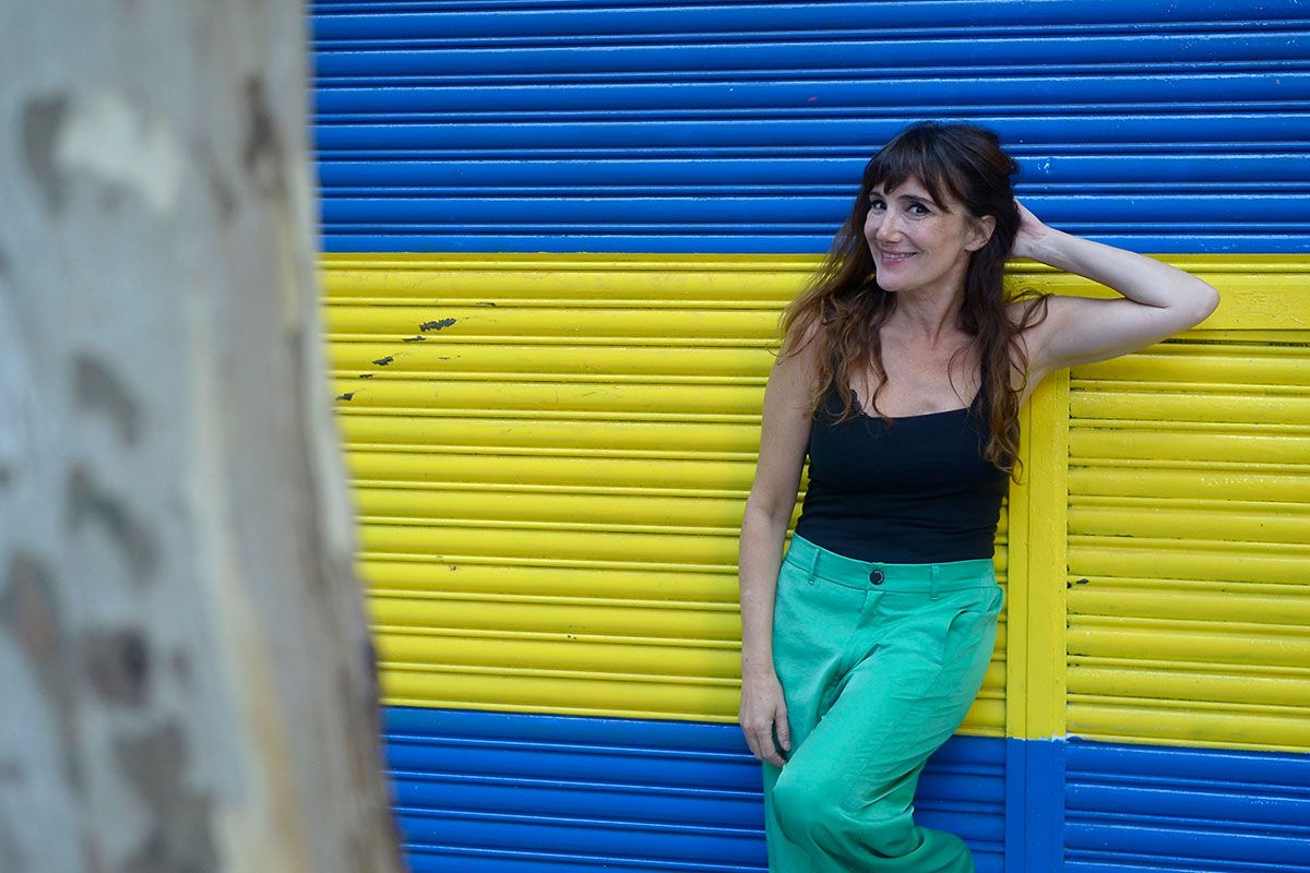 Jorgelina Aruzzi: "La soledad nos coloca frente a las redes y nos hace ...