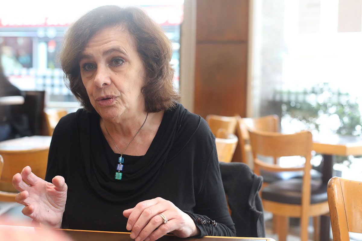 Ana María Shua: “La poesía le pone palabras a lo que no tiene nombre"